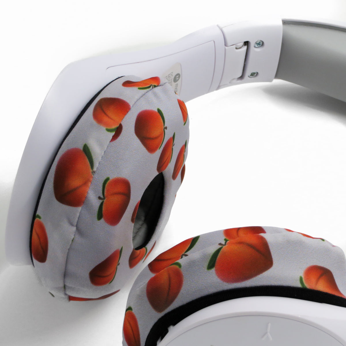 Peachy Sweat Protecting Headphone Covers from EarHugz – EarHugz®